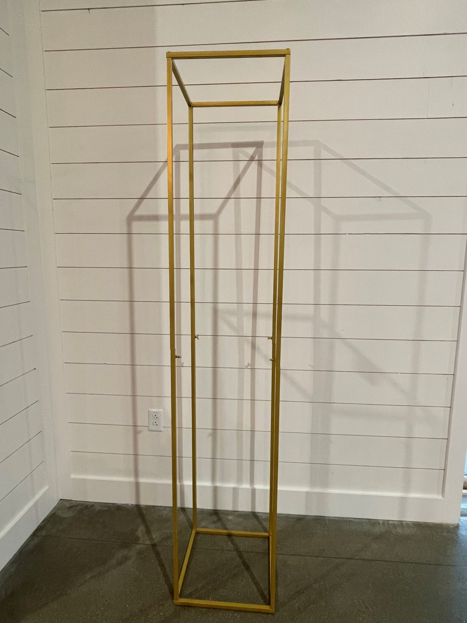Gold Floral Ceremony Flower Boxes – The Woods at Cedar Springs